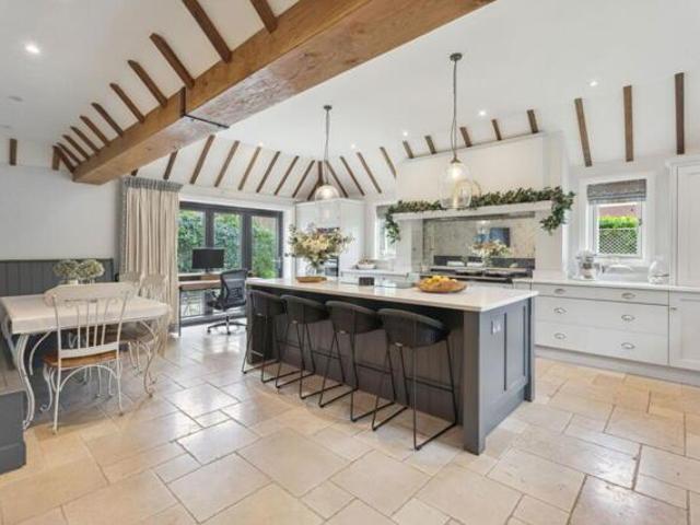 For Sale 3 Bedroom House Hertfordshire Hertfordshire DS99344643