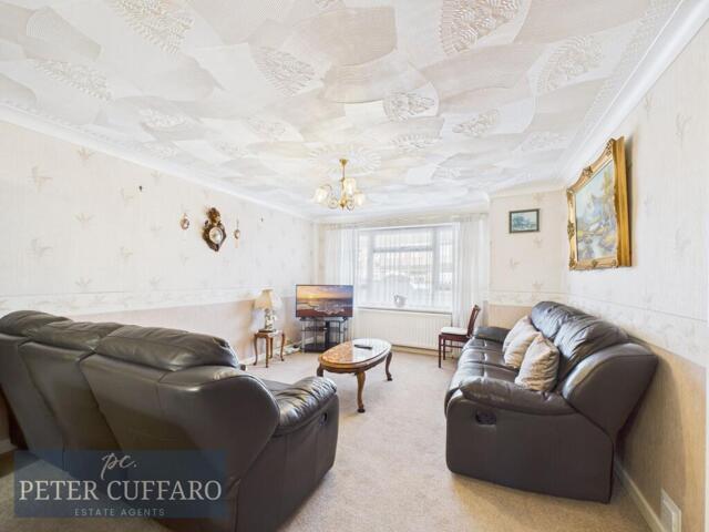 For Sale 3 Bedroom House Hertfordshire Hertfordshire DS99381102
