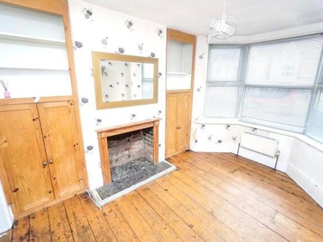 For Sale 3 Bedroom House High Wycombe Buckinghamshire DLS99840337