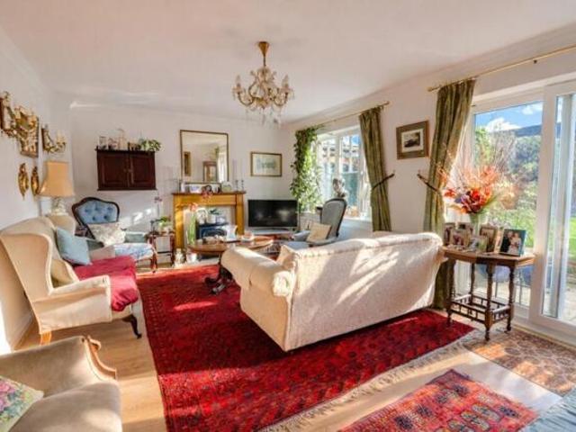 For Sale 3 Bedroom House High Wycombe Buckinghamshire DLS100426117