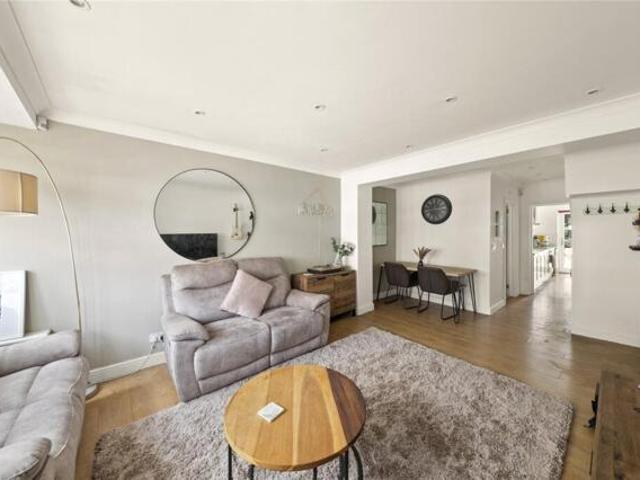 For Sale 3 Bedroom House Hillingdon Buckinghamshire DS99437257
