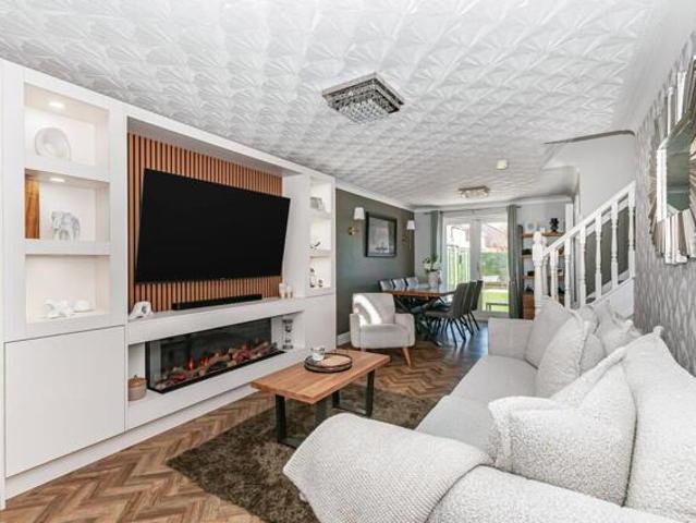 For Sale 3 Bedroom House Hull City Of Kingston upon Hull DLS101675654