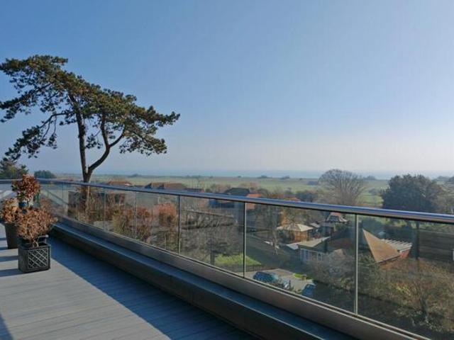 For Sale 3 Bedroom House Hythe Hampshire DLS101678394
