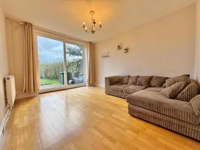 For Sale 3 Bedroom House Oldbury West Midlands DLS100456658