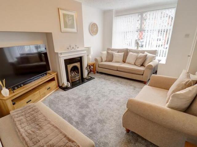 For Sale 3 Bedroom House Oldham Oldham DLS99092800