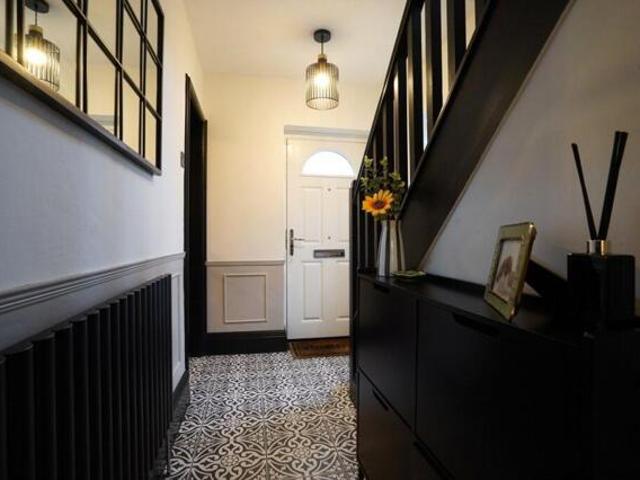 For Sale 3 Bedroom House Oldham Oldham DLS101231917