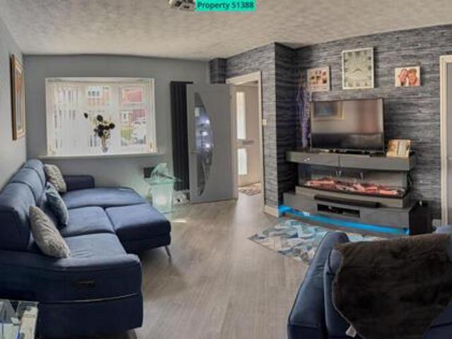 For Sale 3 Bedroom House Oldham Oldham DS99092578