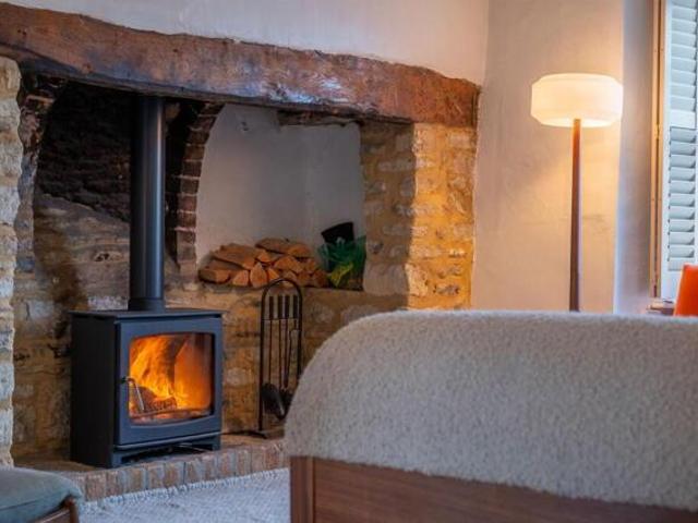 For Sale 3 Bedroom House Oxfordshire Oxfordshire DLS95953924