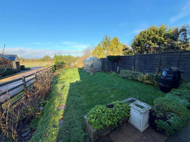 For Sale 3 Bedroom House Loxley Loxley DS99523498