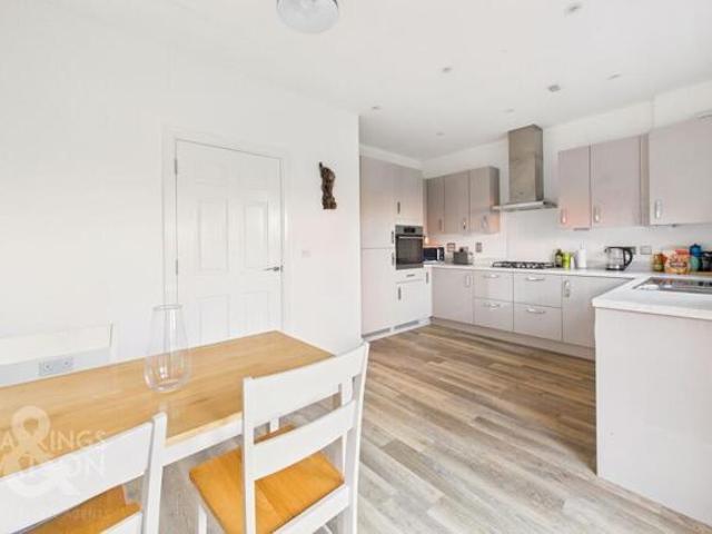 For Sale 3 Bedroom House Loddon Loddon DLS99571952