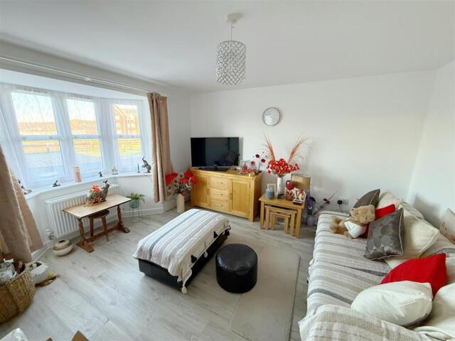 For Sale 3 Bedroom House Long Marston Long Marston DLS100342937