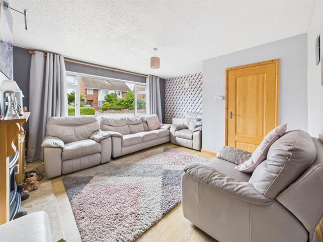 For Sale 3 Bedroom House Longlevens Longlevens DS100684880