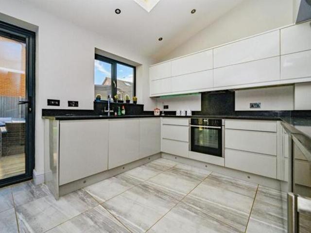 For Sale 3 Bedroom House London Colney Hertfordshire DS98118631