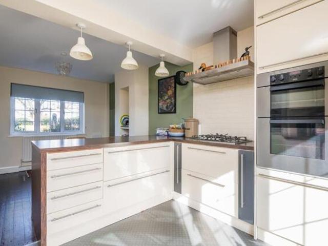 For Sale 3 Bedroom House London Greater London DLS100541279