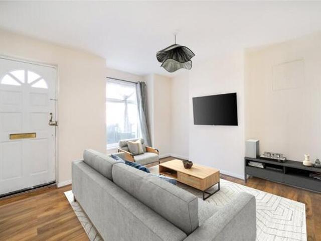For Sale 3 Bedroom House London Greater London DLS101119173