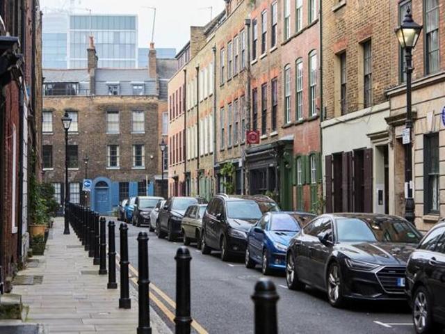 For Sale 3 Bedroom House London Greater London DLS101676321