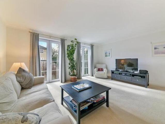For Sale 3 Bedroom House London Greater London DLS101797052