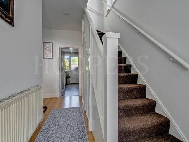 For Sale 3 Bedroom House London Greater London DLS98834544