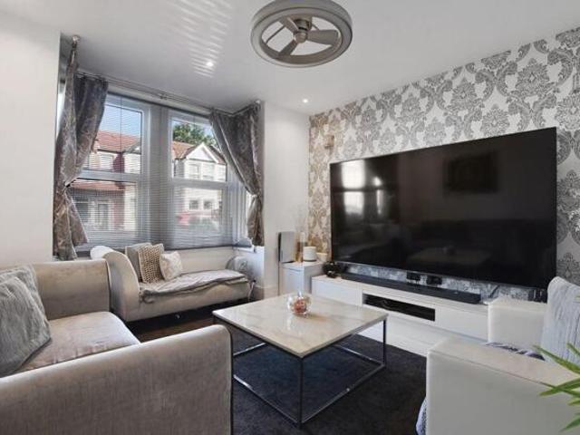 For Sale 3 Bedroom House London Greater London DLS99203998
