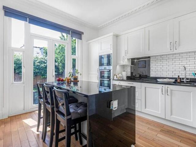 For Sale 3 Bedroom House London Greater London DS100854942