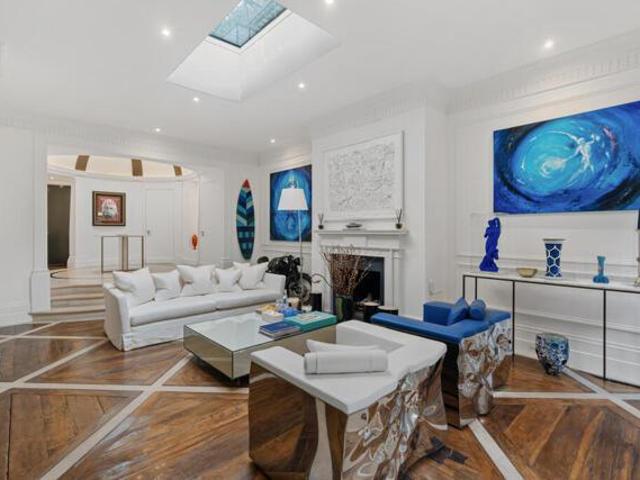 For Sale 3 Bedroom House Londres Great London DS100881681