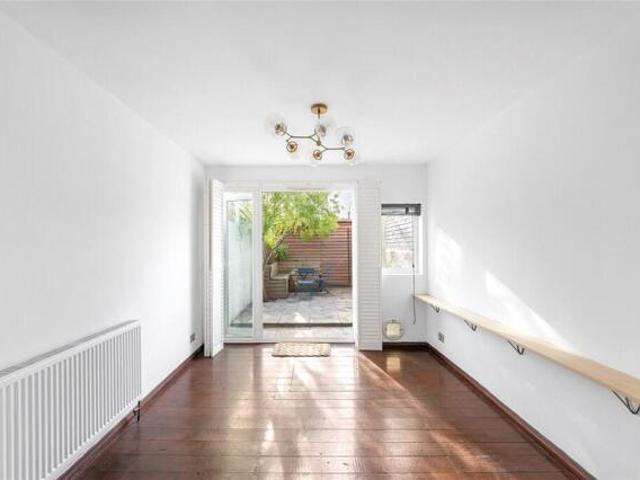 For Sale 3 Bedroom House Londres Greater London DLS98386825