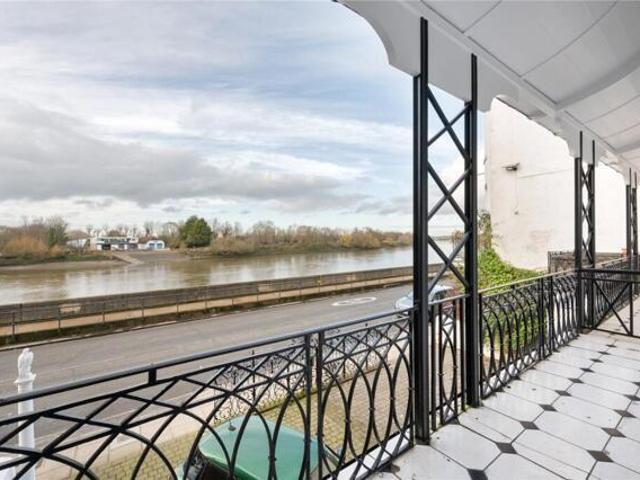 For Sale 3 Bedroom House Londres Greater London DLS99475803