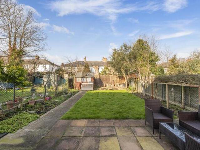 For Sale 3 Bedroom House Londres Greater London DLS100579190