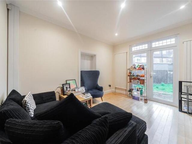 For Sale 3 Bedroom House Londres Greater London DS100096822