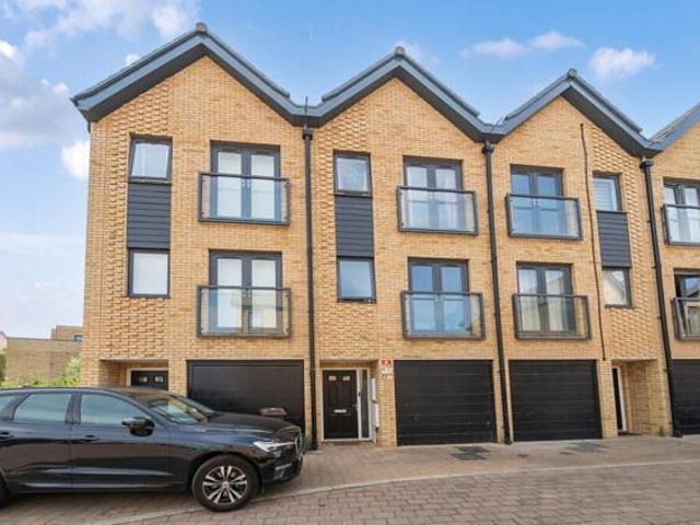 For Sale 3 Bedroom House Londres Greater London DS100854926