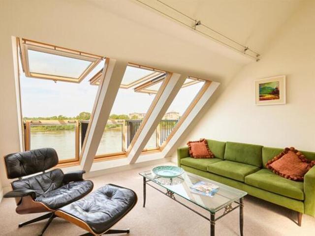 For Sale 3 Bedroom House Londres Greater London DS101955522