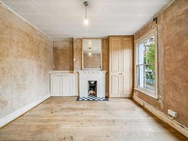 For Sale 3 Bedroom House Londres Greater London DS98930075