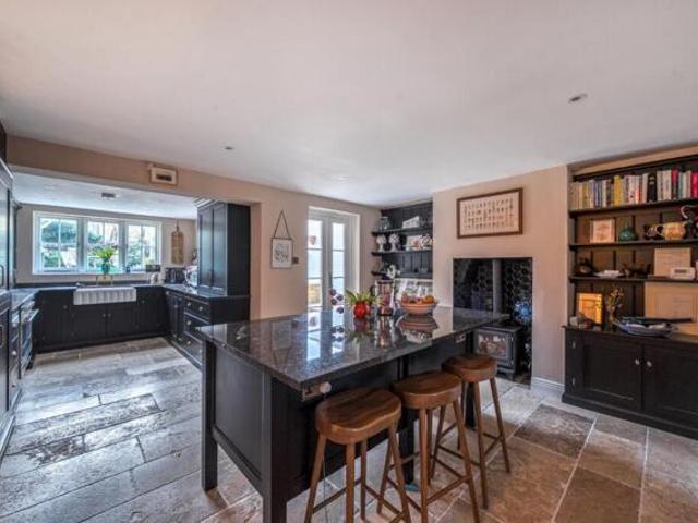 For Sale 3 Bedroom House Londres Greater London DS99808532