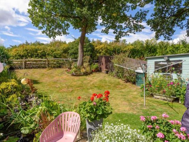 For Sale 3 Bedroom House Lane End Buckinghamshire DS99237170