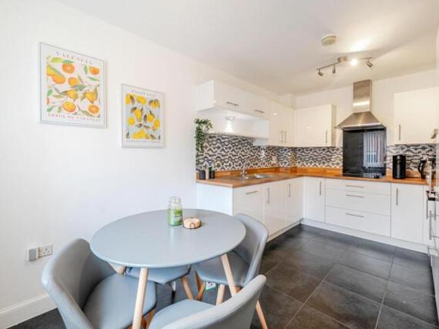 For Sale 3 Bedroom House Leeds Leeds DLS100917477