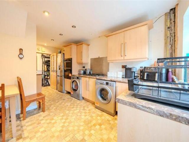 For Sale 3 Bedroom House Leeds West Yorkshire DLS99571950