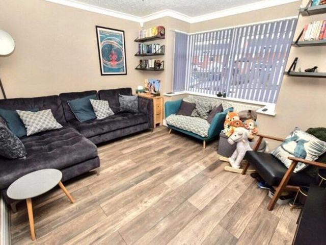 For Sale 3 Bedroom House Leeds West Yorkshire DS98262932