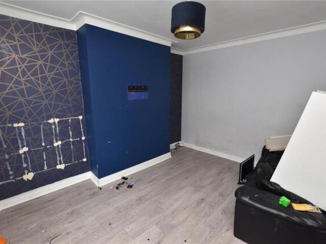 For Sale 3 Bedroom House Leeds West Yorkshire DS101675574