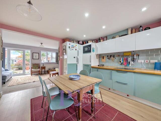 For Sale 3 Bedroom House Leicestershire Leicestershire DLS100855315