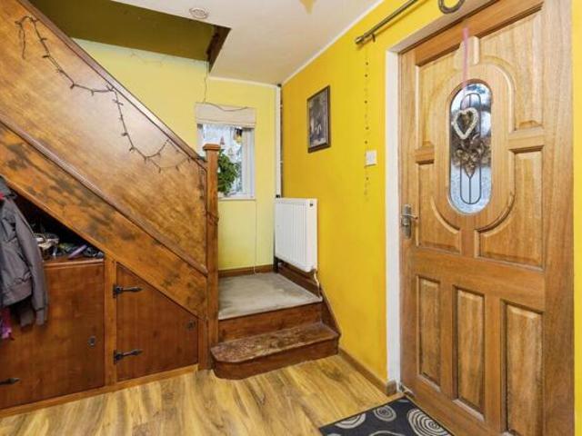 For Sale 3 Bedroom House Liversedge Kirklees DS99277838
