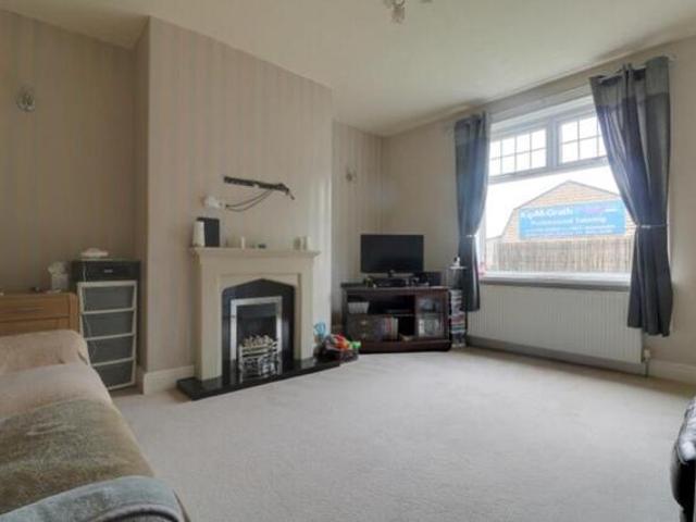 For Sale 3 Bedroom House Liversedge Kirklees DS99895326