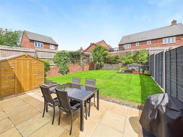 For Sale 3 Bedroom House Lichfield Staffordshire DLS99092764