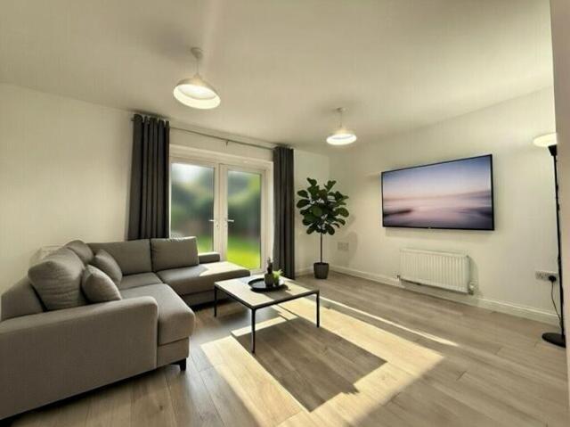 For Sale 3 Bedroom House Lincolnshire Lincolnshire DLS100917676