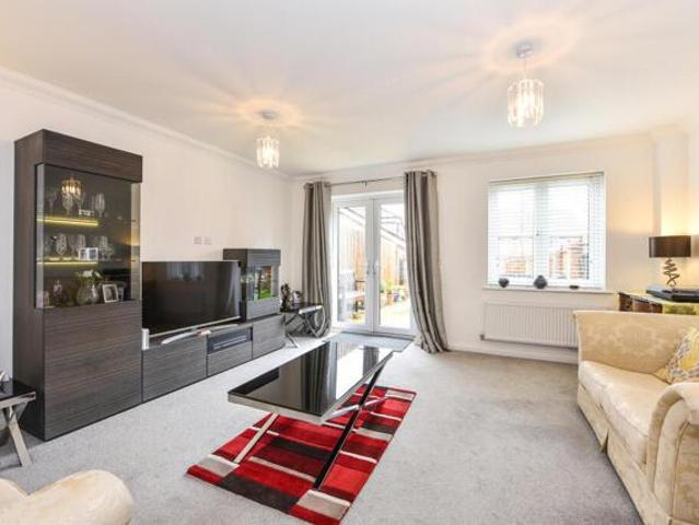 For Sale 3 Bedroom House Liphook Hampshire DLS101278331