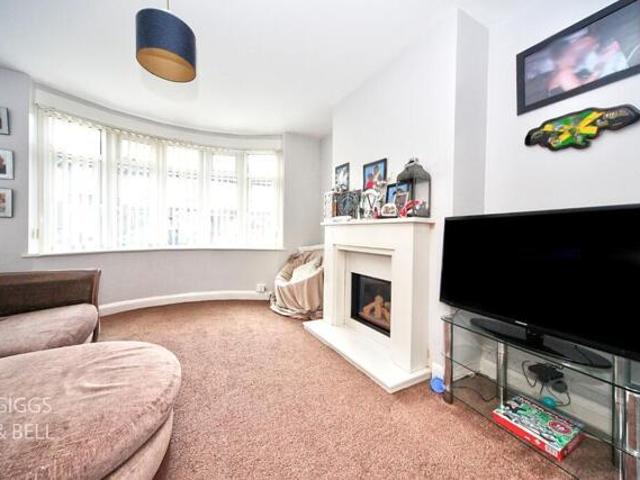 For Sale 3 Bedroom House Luton Luton DLS98649197