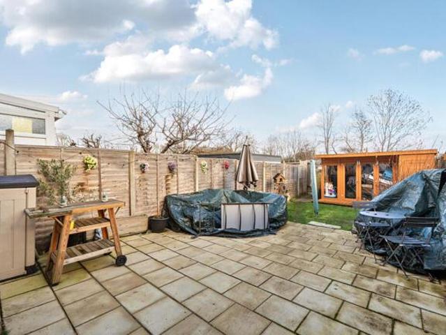 For Sale 3 Bedroom House Morden Greater London DLS99895272