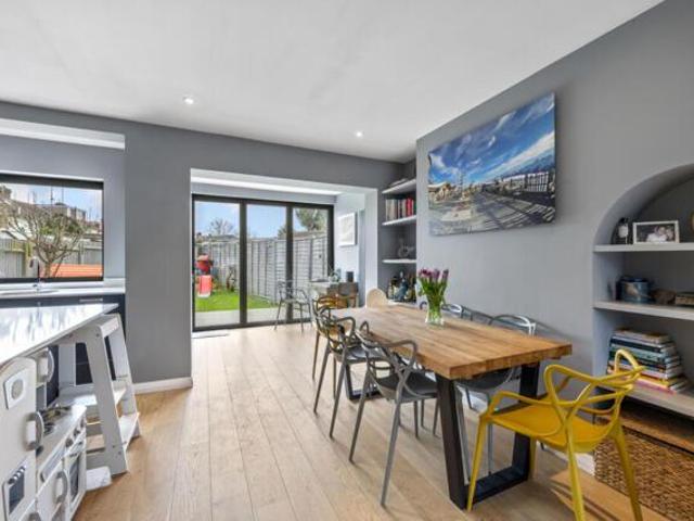 For Sale 3 Bedroom House Morden Greater London DS99840534