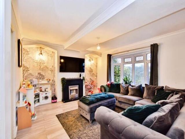 For Sale 3 Bedroom House Maidstone Kent DLS101351704