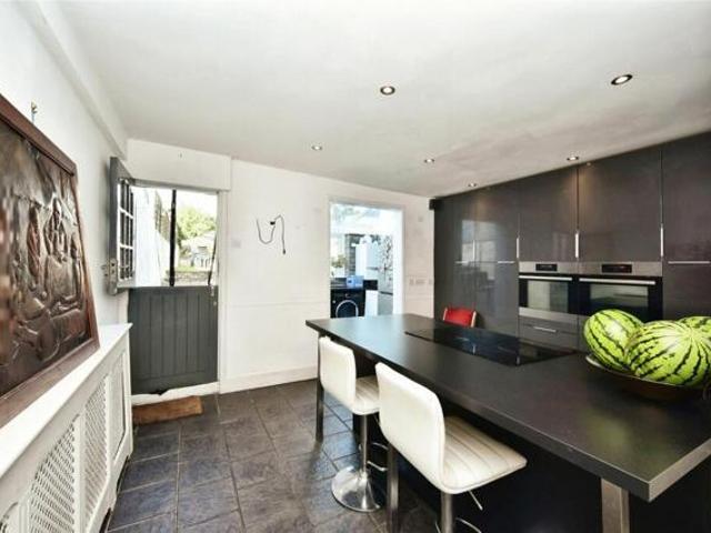 For Sale 3 Bedroom House Maidstone Kent DS88727323