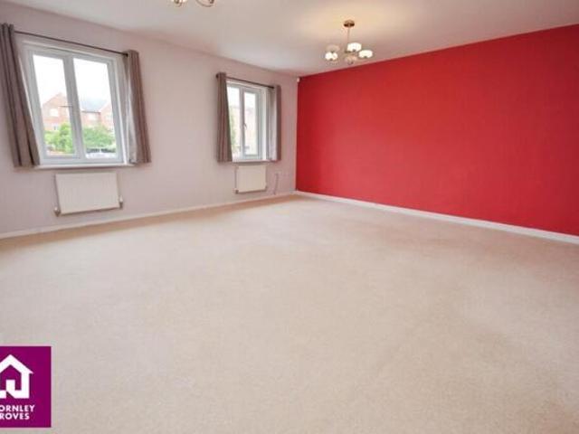 For Sale 3 Bedroom House Manchester Bury DS98648901